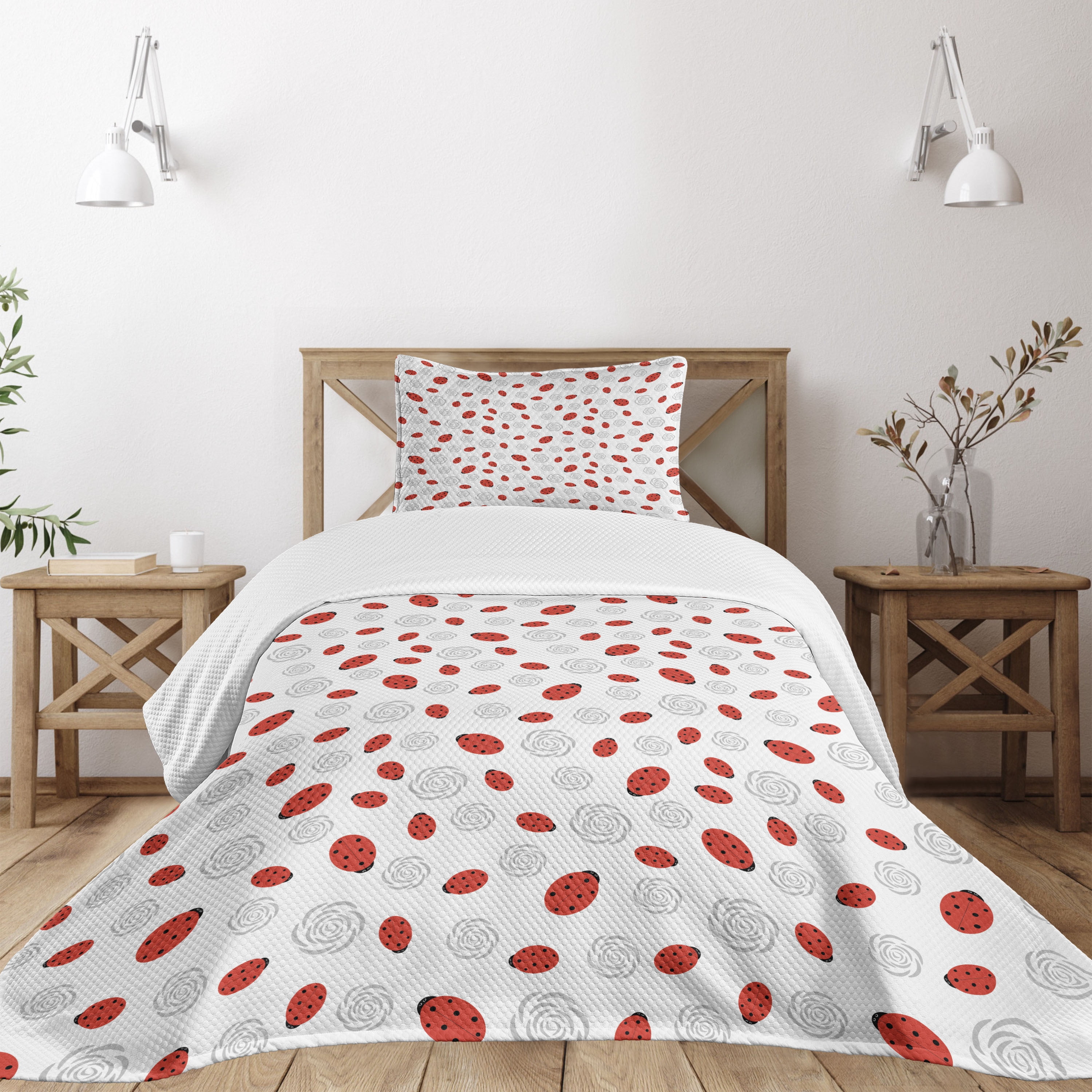 Ambesonne Ladybugs Quilted Bedspread Set 2 Pcs, Animal Illsutration ...