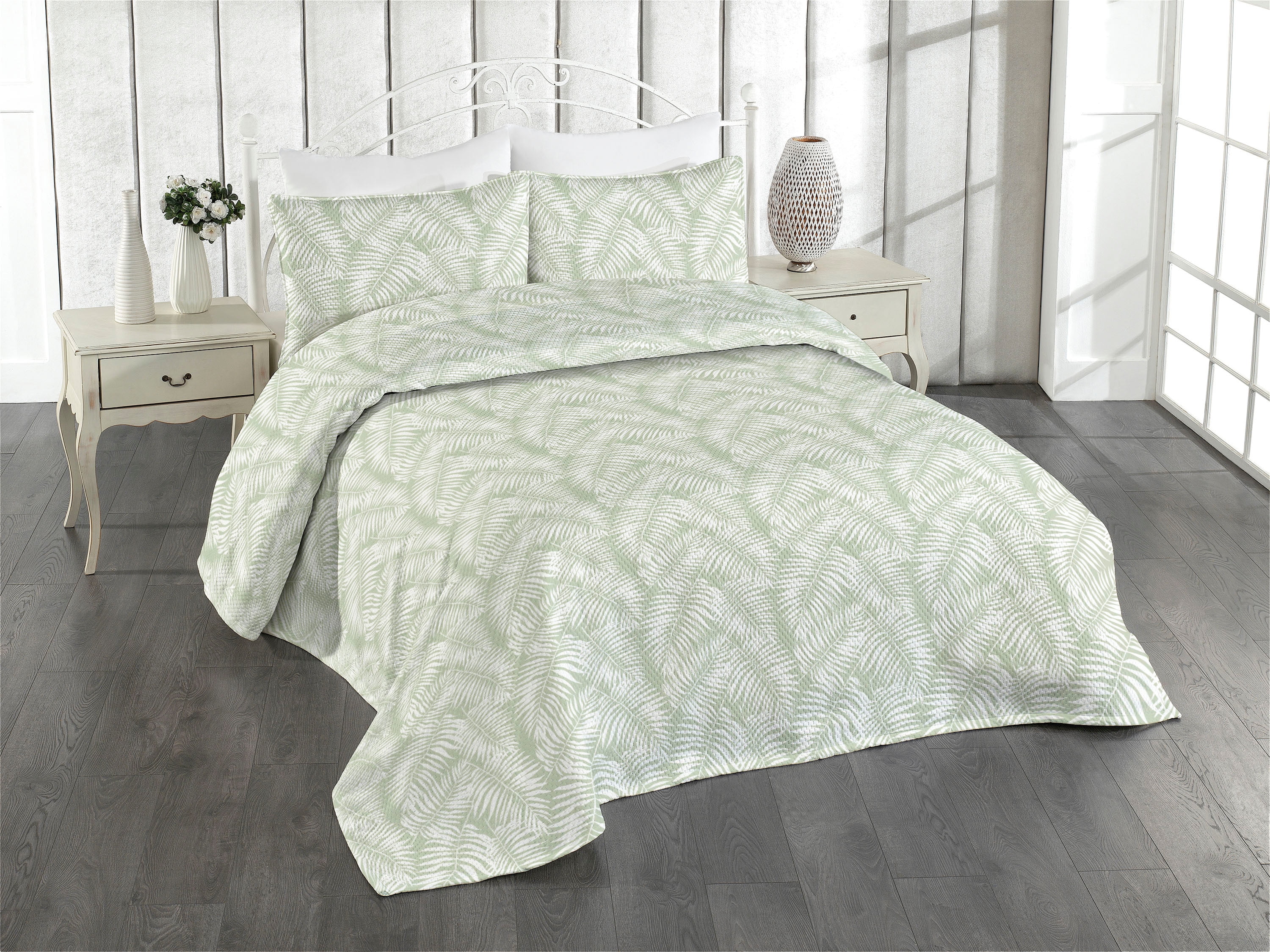 Ambesonne Leaves Quilted Bedspread Set 3 Pcs, Green Aloha Leaf ...