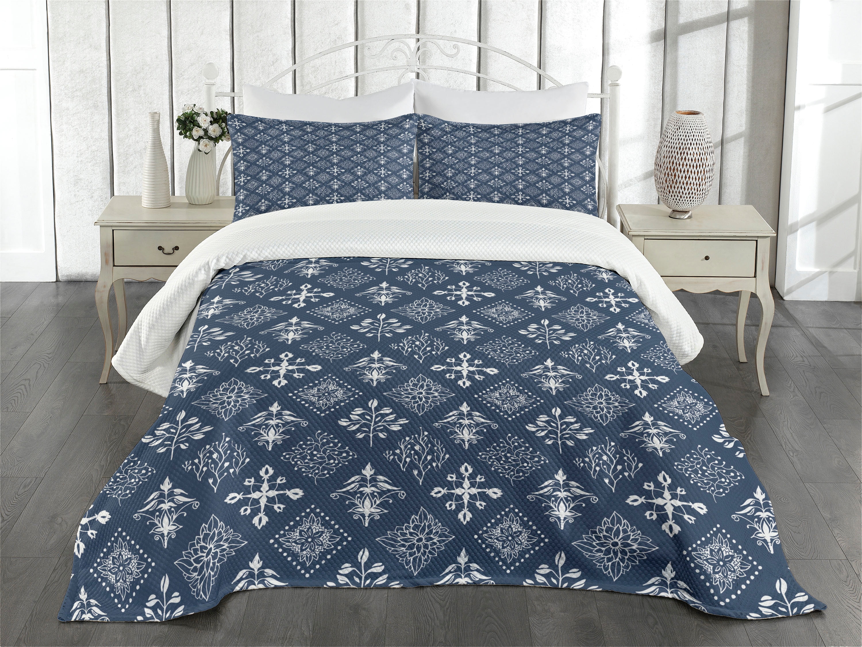 Ambesonne Mediterranean Quilted Bedspread Set 3 Pcs, Rectangular Armor ...