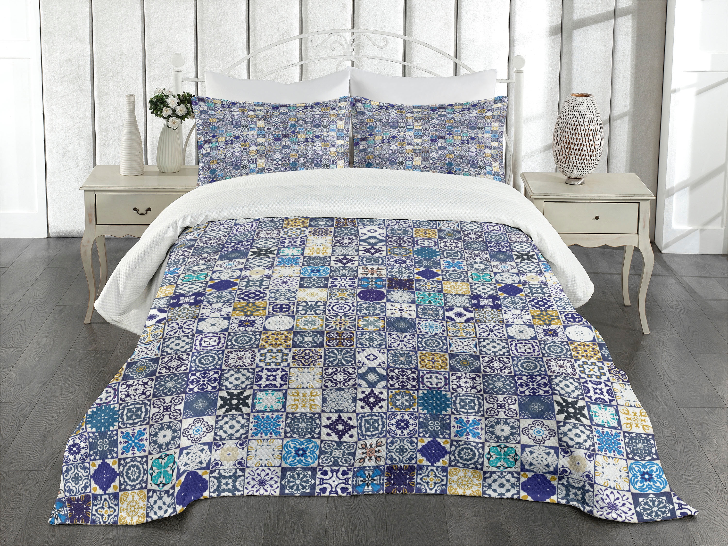 Ambesonne Moroccan Quilted Bedspread Set 3 Pcs, Mediterranean Vintage ...