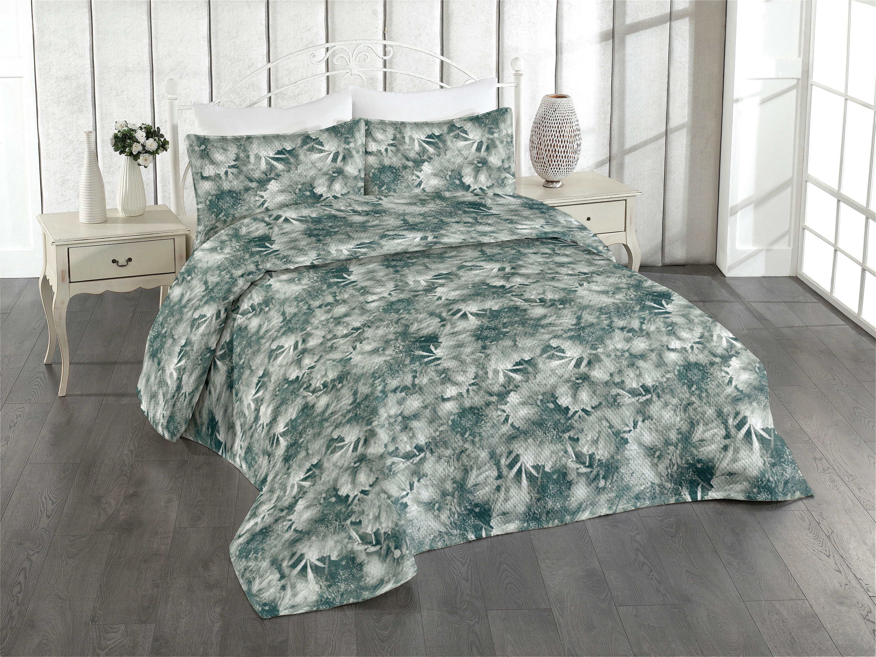 Ambesonne Nature Quilted Bedspread Set 3 Pcs, Abstract Floral ...