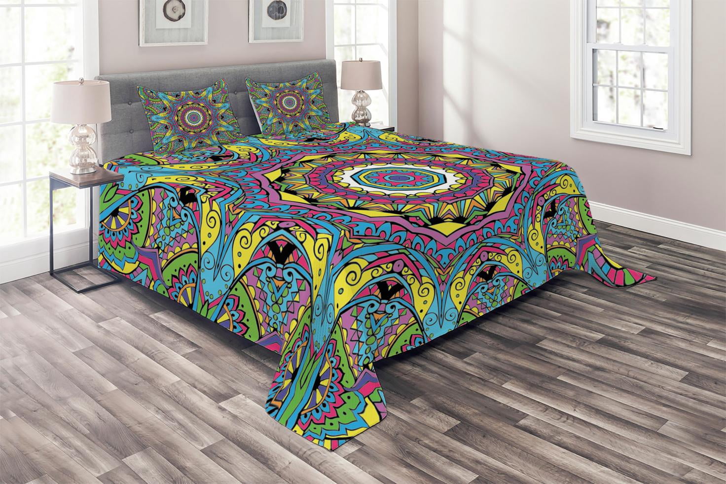 Ambesonne Retro Quilted Coverlet 3 Pcs, Abstract Hippie Forms, King ...