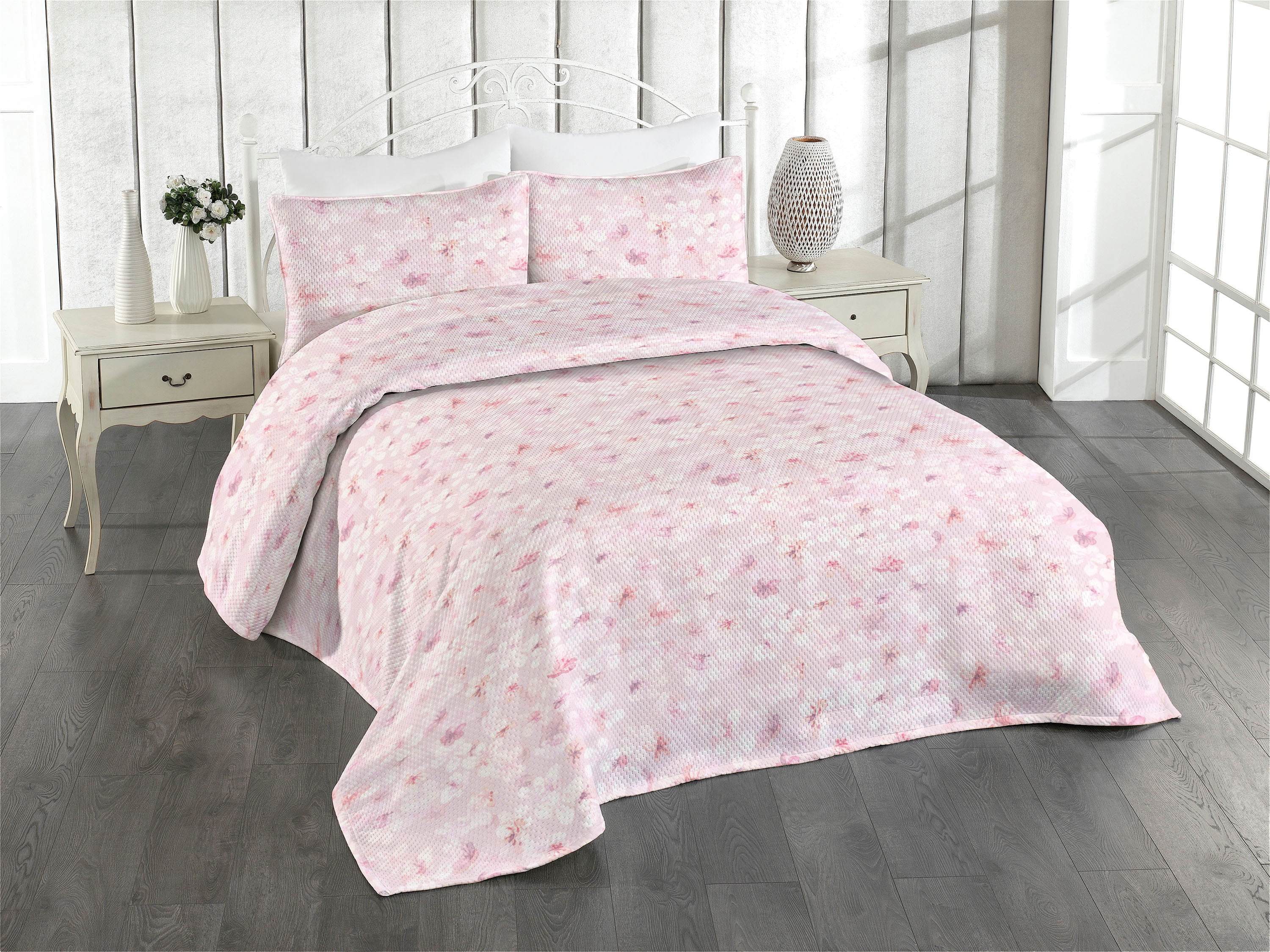 Ambesonne Sakura Quilted Bedspread Set 3 Pcs, Traditional Cherry ...