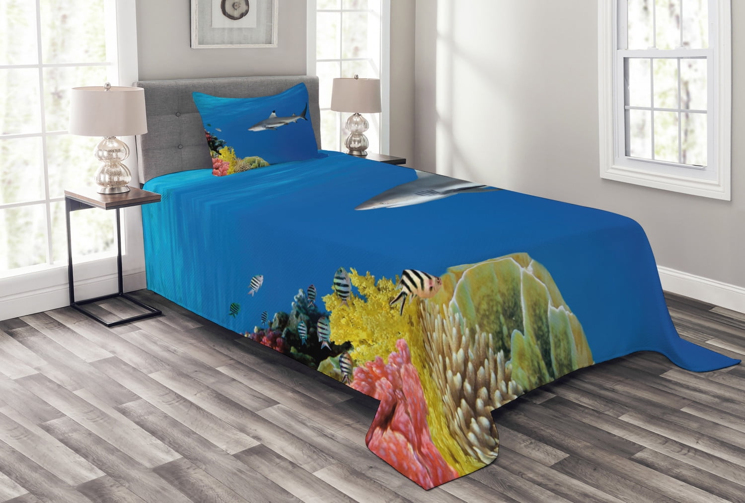 Ambesonne Shark Quilted Bedspread Set 2 Pcs, Tropic Underwater World ...