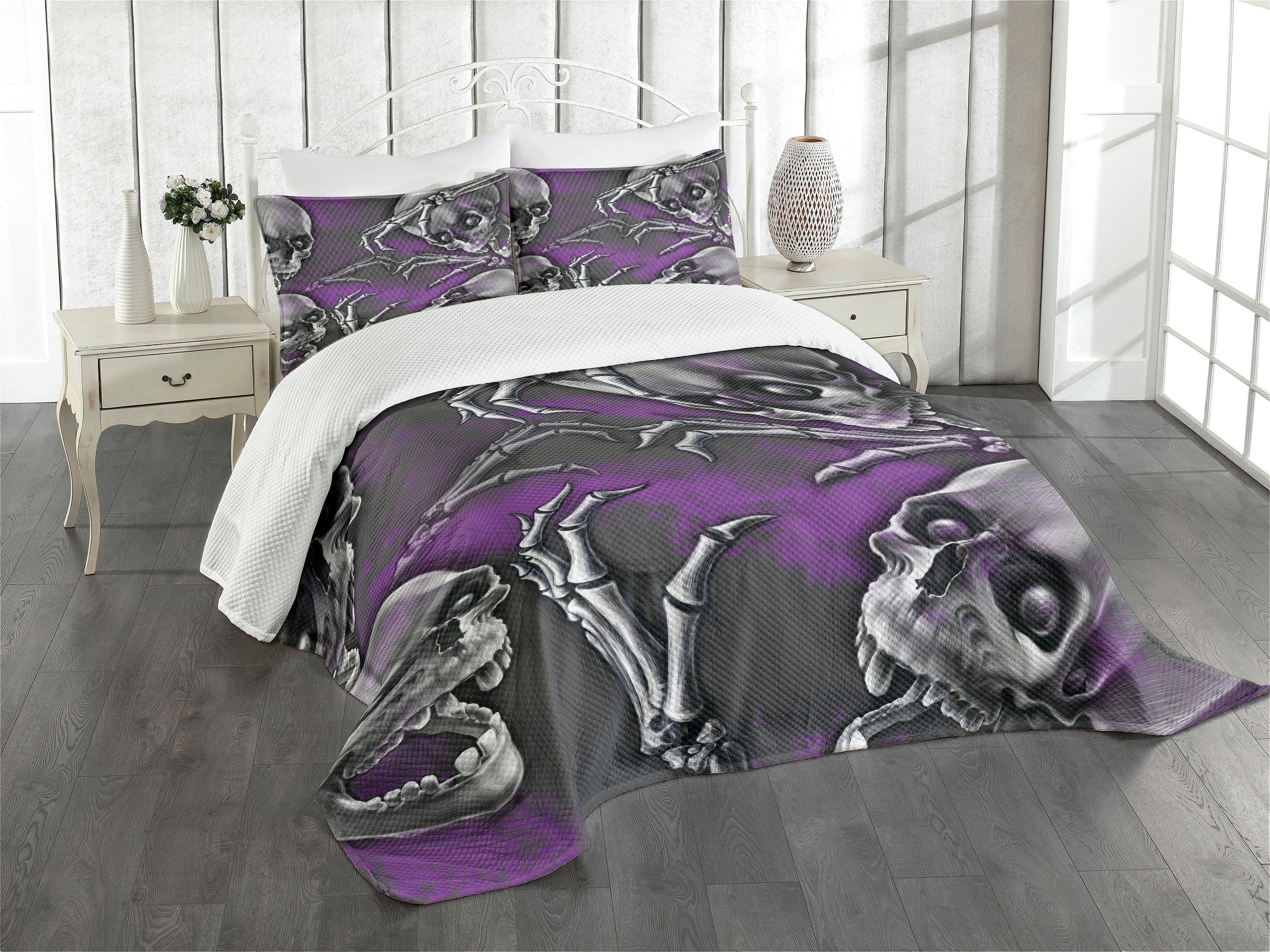 Ambesonne Skull Quilted Bedspread Set 3 Pcs, Spooky Smiling Skeleton ...