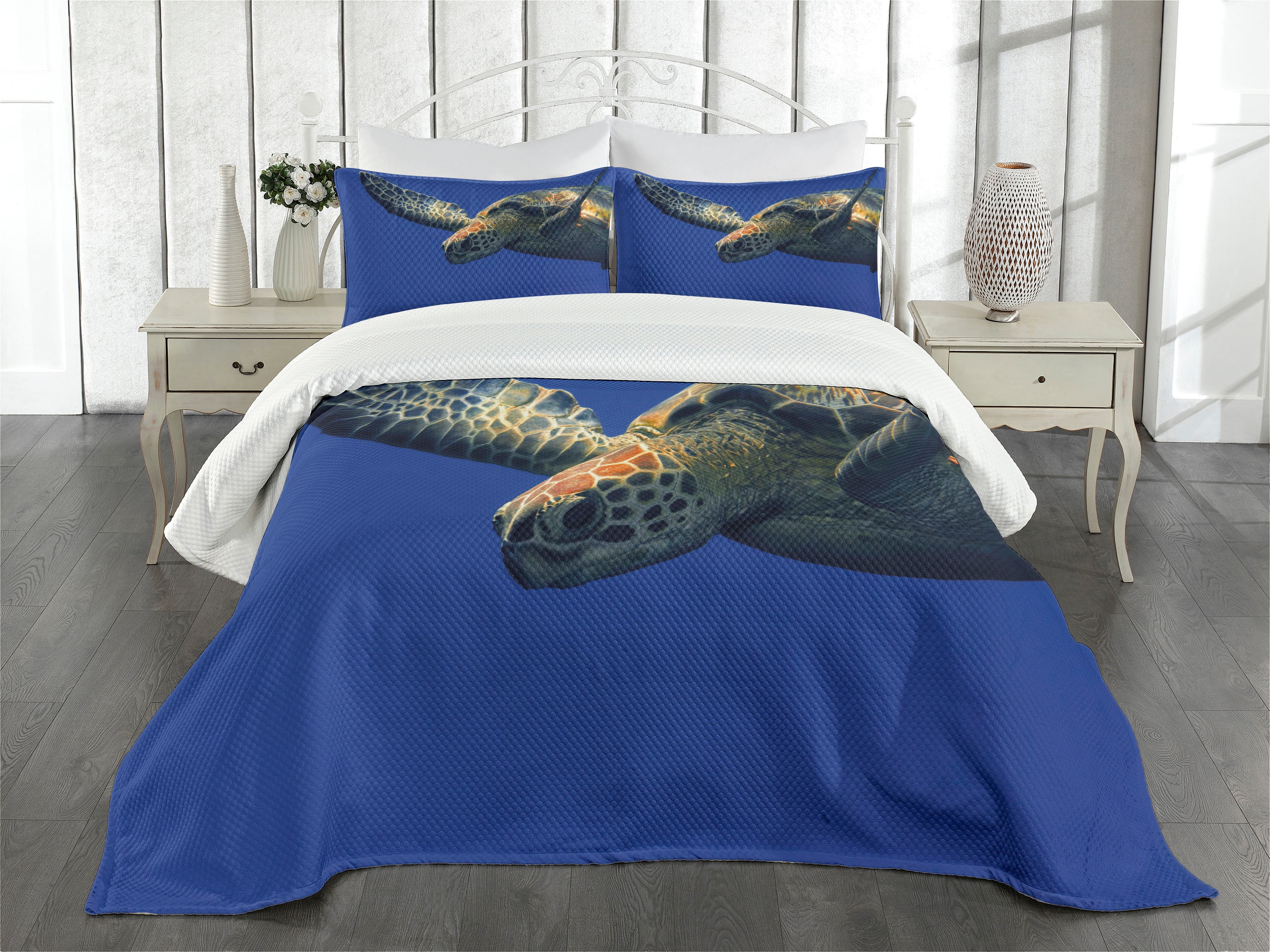 Ambesonne Turtle Quilted Bedspread Set 3 Pcs, Sea Animal Swimming, King ...