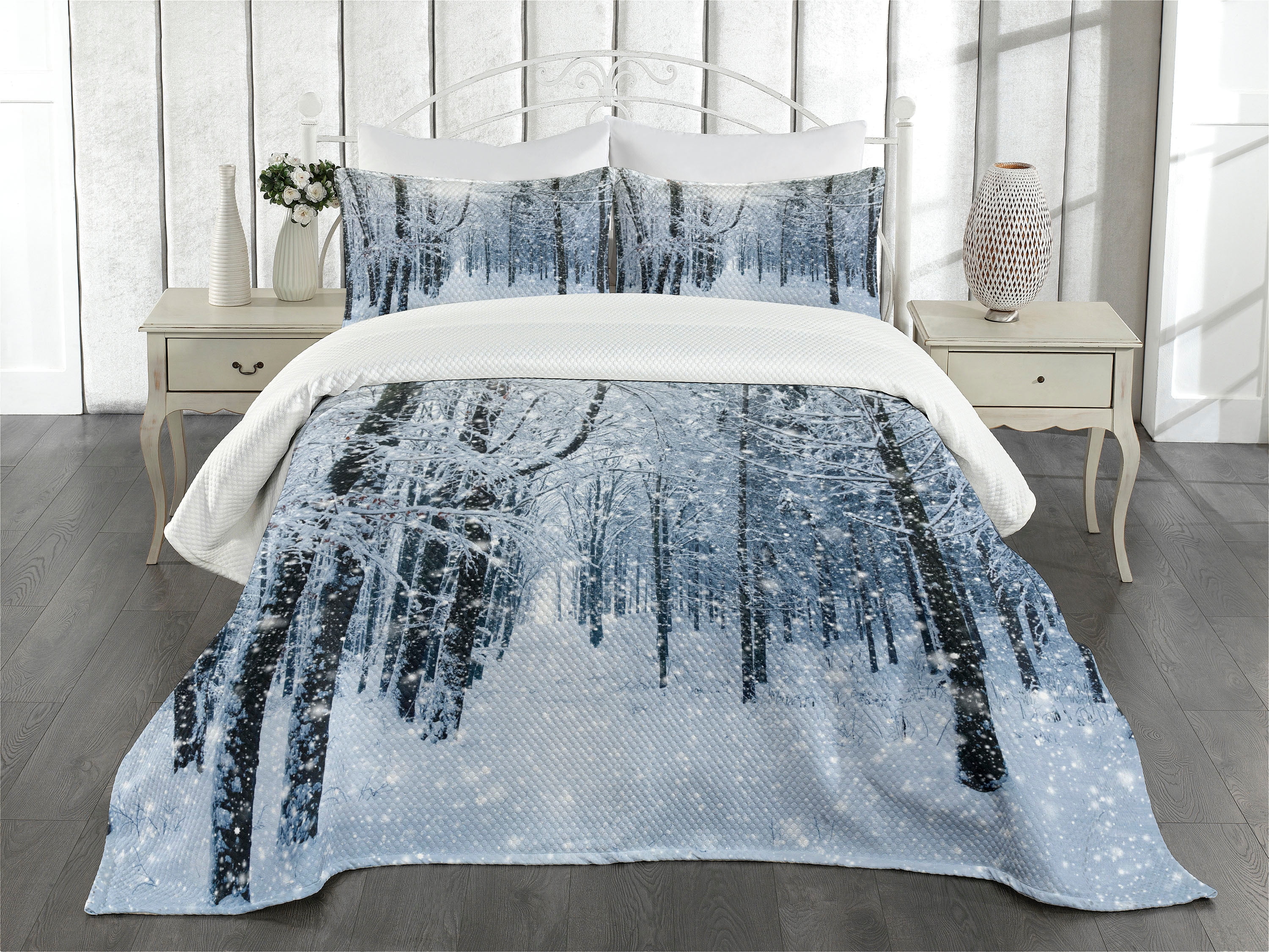 Ambesonne Winter Oversized Heavy Quilted Bedspread Set, Snow Covered ...