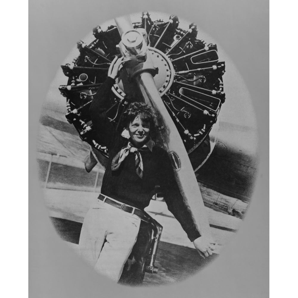 Amelia Earhart History Poster Print - Walmart.com