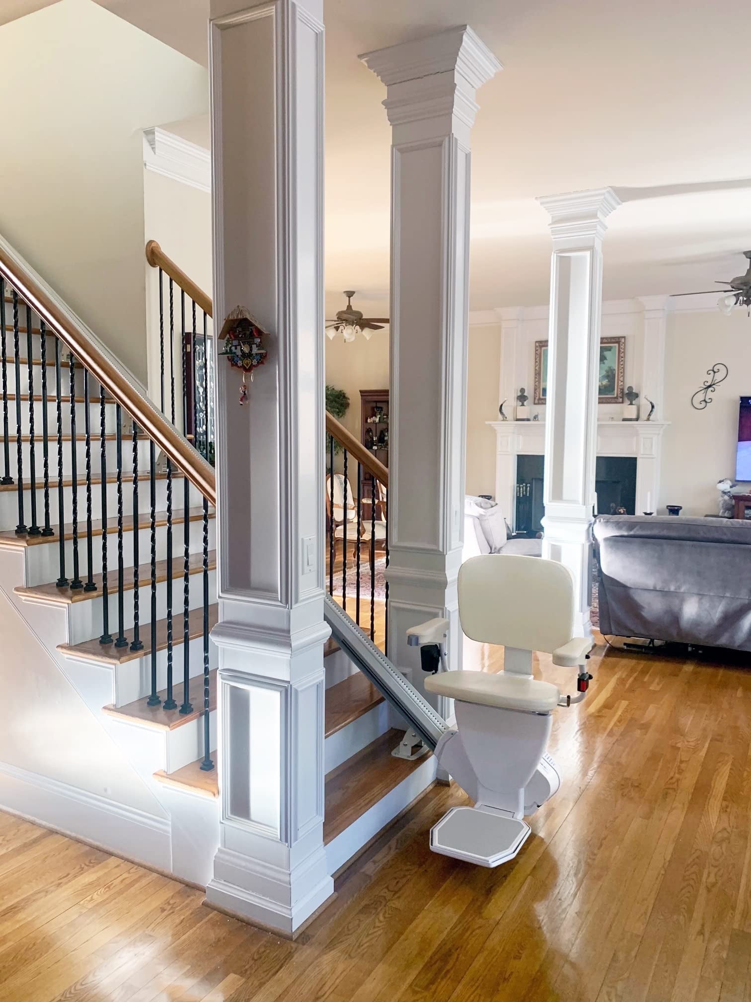 AmeriGlide Rave 2 Self Install Stair Lift, 350 lb Capacity, Flip-Up ...