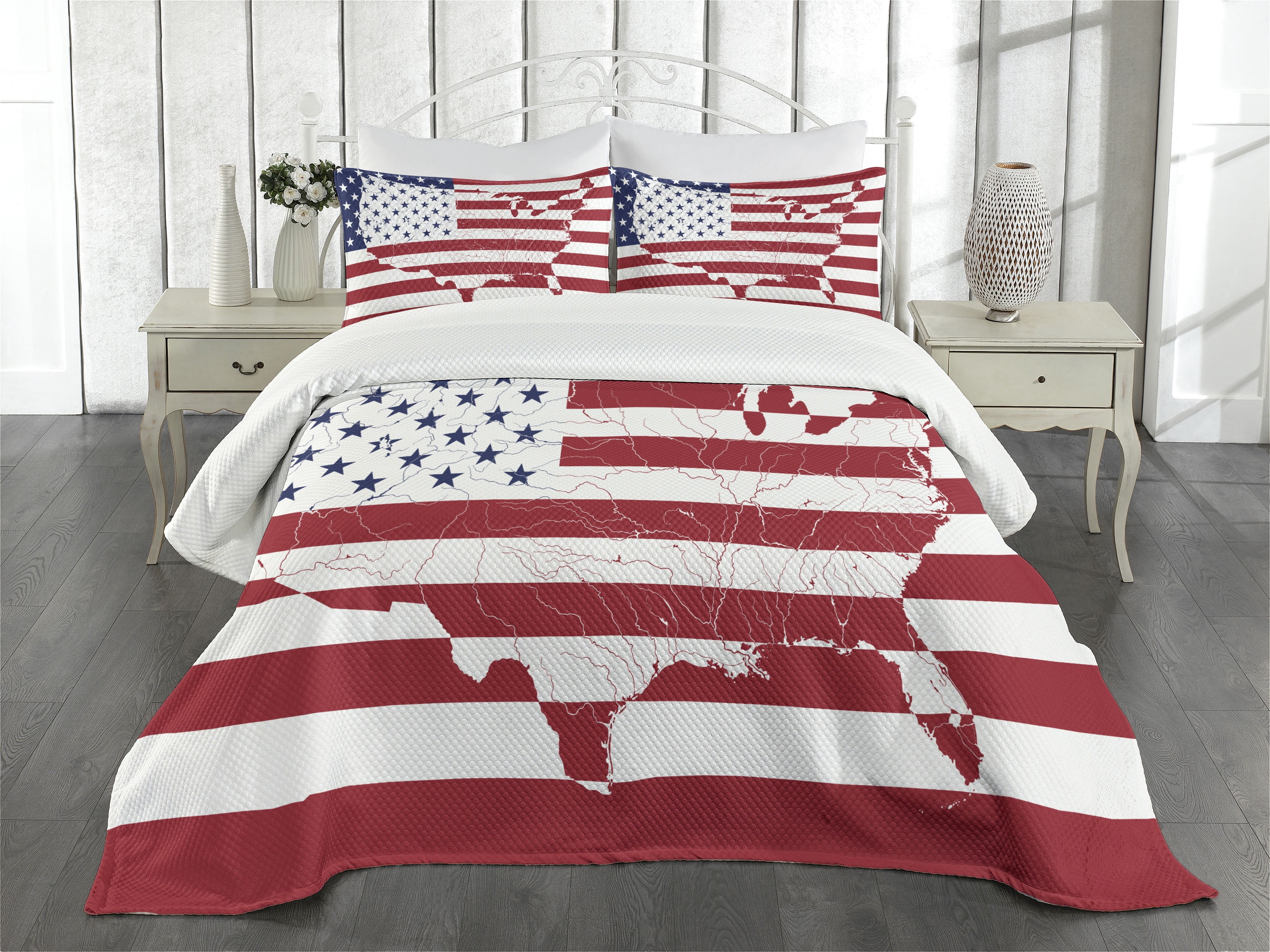 American Flag Bedspread, Continent North America Shape on National USA ...