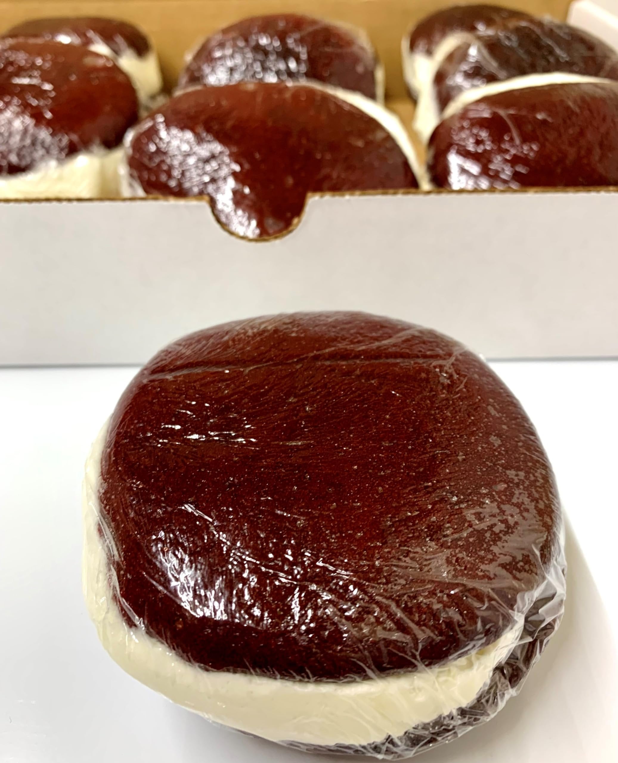 AmishTastes Shady Maple Red Velvet Whoopie Pies, Homemade Amish-Style ...
