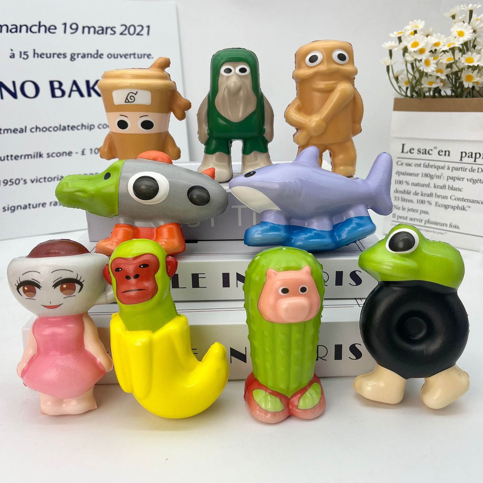 Among Us Crewmate Figure Set - Slow Rising Squishy Toys, Random Chinese ...