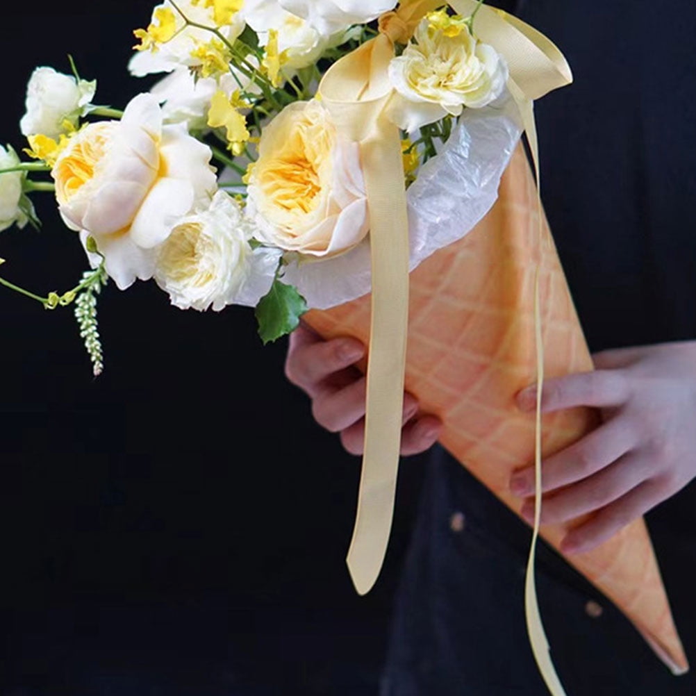 Amosfun 10PCS Flower Bouquet Wrapping Paper Cones Chocolate White Card ...