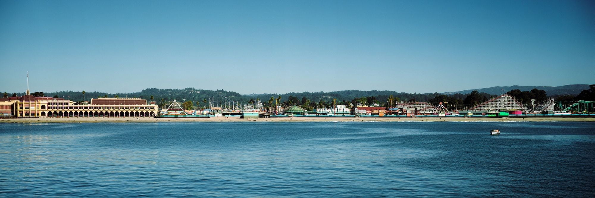 Amusement park at the waterfront, Santa Cruz Boardwalk, Santa Cruz ...