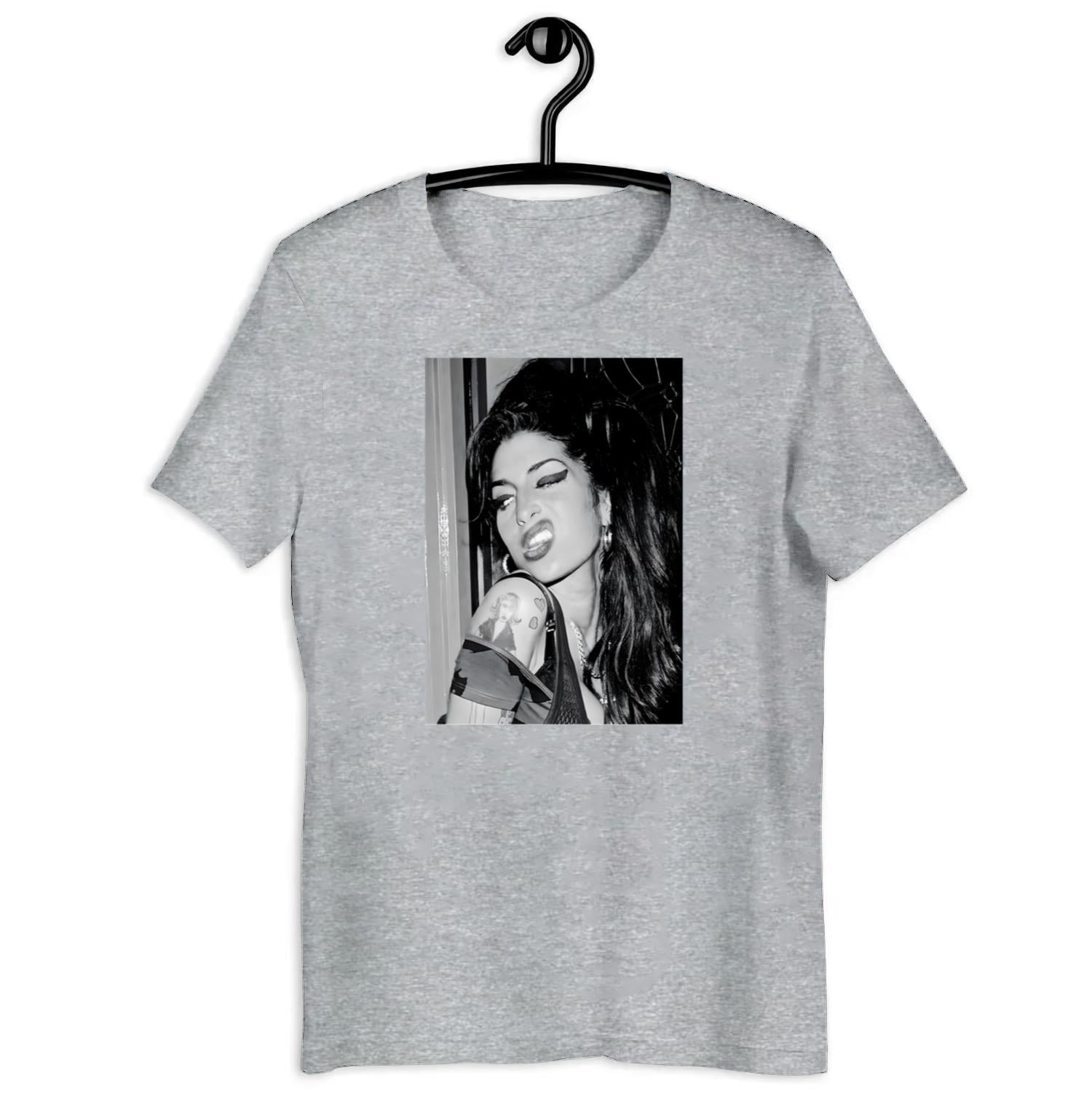 Amy Winehouse photo t-shirtAmy Winehouse merch tshirt Amy Winehouse ...