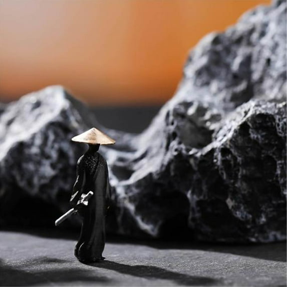 Ancient Style Figurine under $5! Yrmaups Ancient Warrior Mini Figurine ...