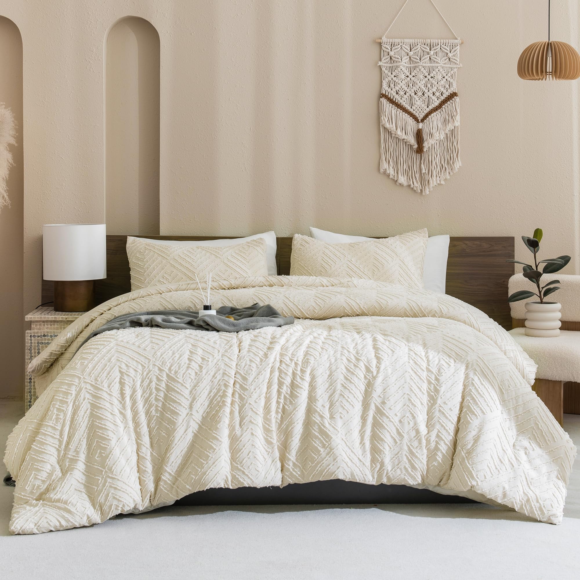 Andency Beige California King Comforter Set(104