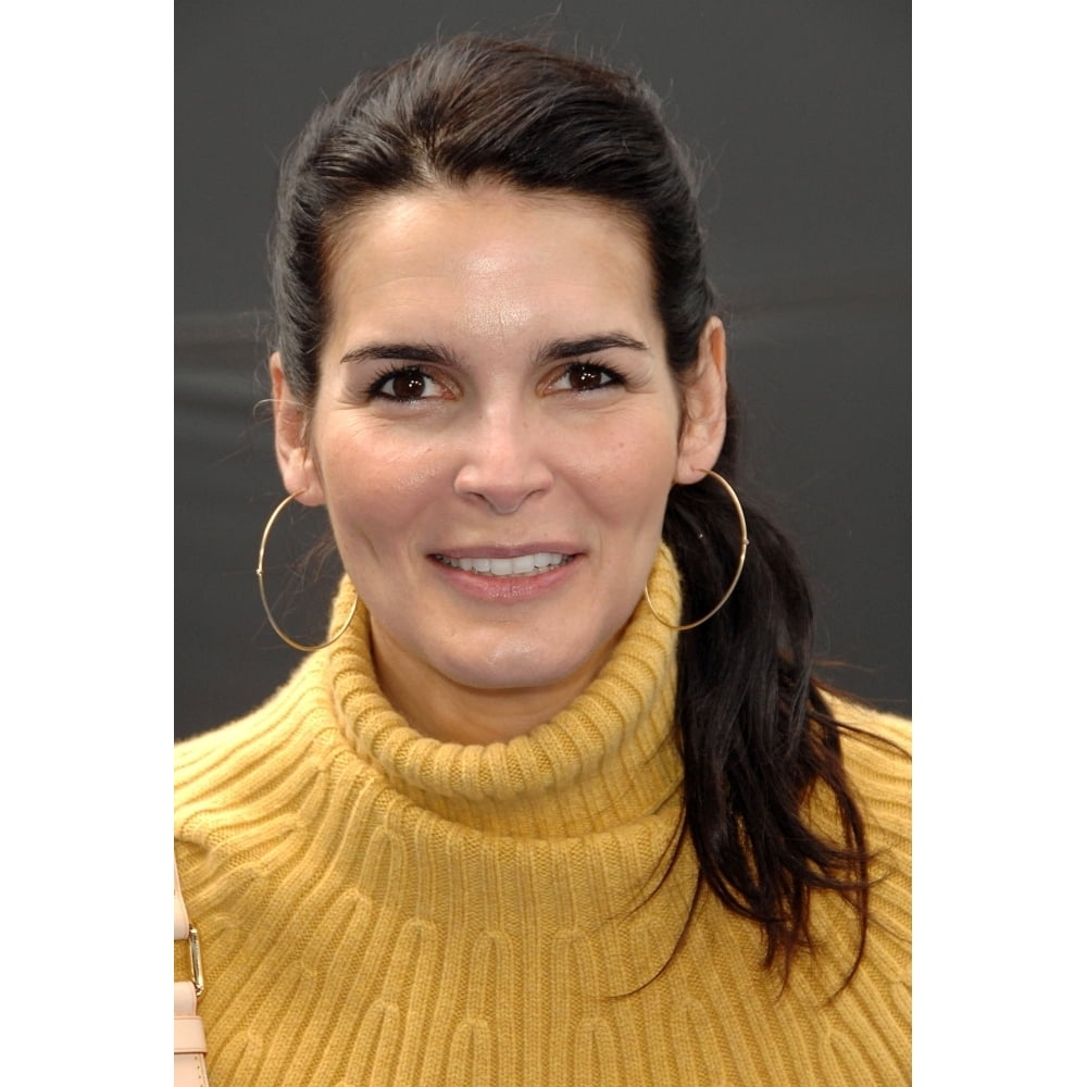 Angie Harmon At Arrivals For Monsters Vs. Aliens Premiere Photo Print ...