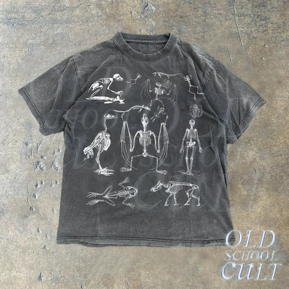 Animal Skeleton Graphic T-Shirts, Retro Gothic Horror Bat Skull Dark ...