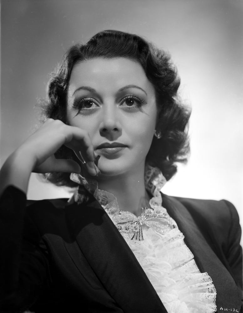 Ann Hunter on Blazer Leaning Cheek on Hand Portrait Photo Print (8 x 10 ...