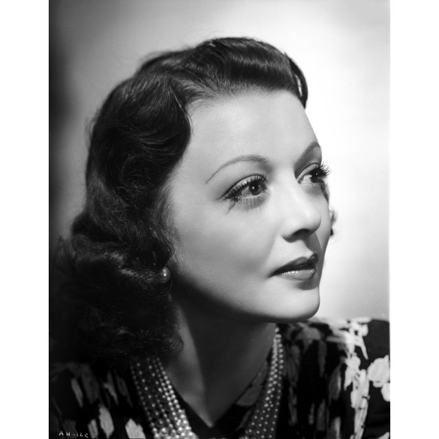 Ann Hunter on Printed Top Portrait Photo Print (8 x 10) - Walmart.com