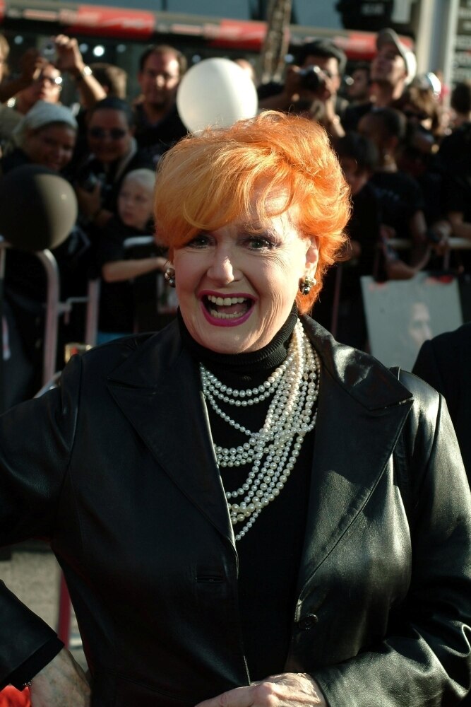 Ann Robinson At Arrivals For War Of The Worlds Premiere, Grauman'S ...