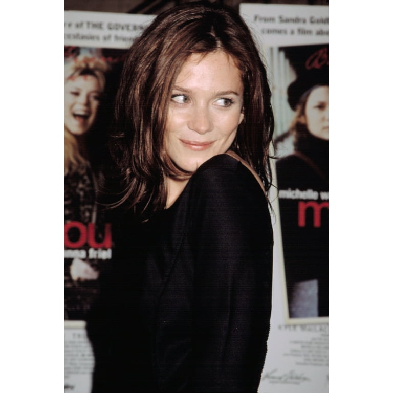 Anna Friel 1920