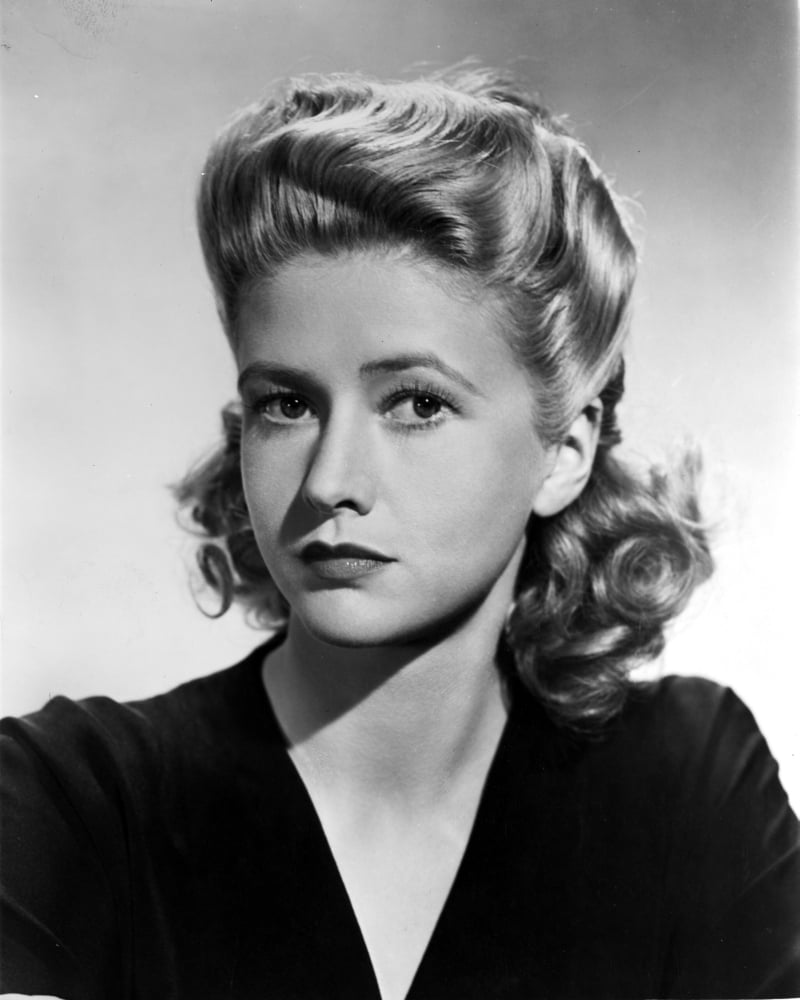 Anna Sten Portrait in Classic Photo Print (24 x 30) - Walmart.com