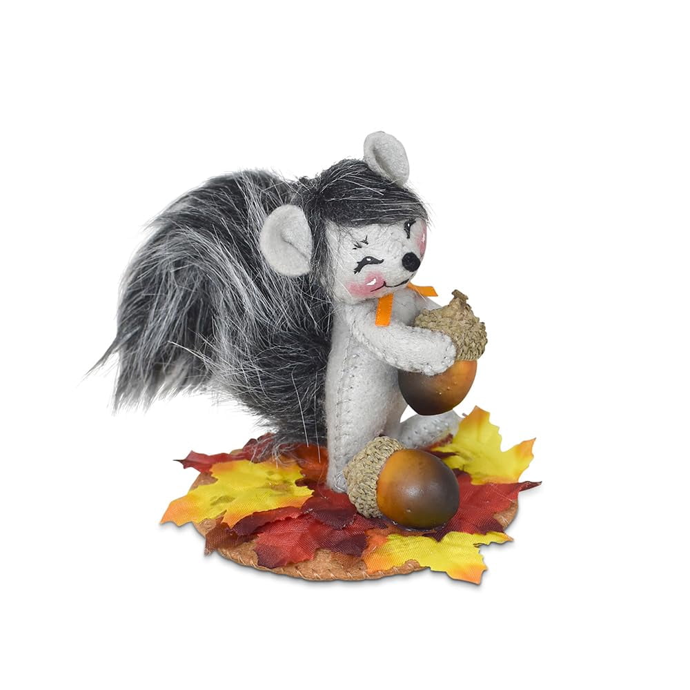 Annalee Acorn Squirrel, 3in Collectible Figurine - Walmart.com