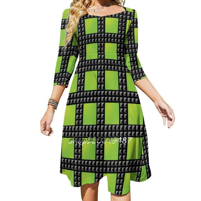 Anne Boleyn Repeating Pattern Sweetheart Knot Flared Dress Fashion ...