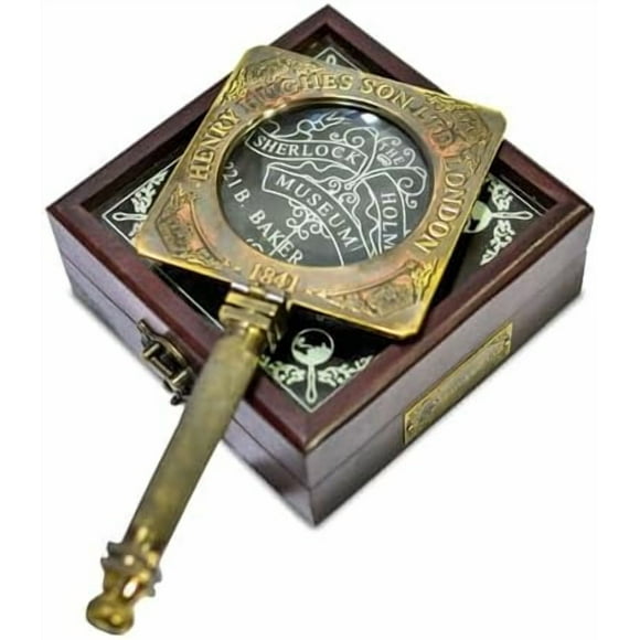 Detective Magnifying Glass