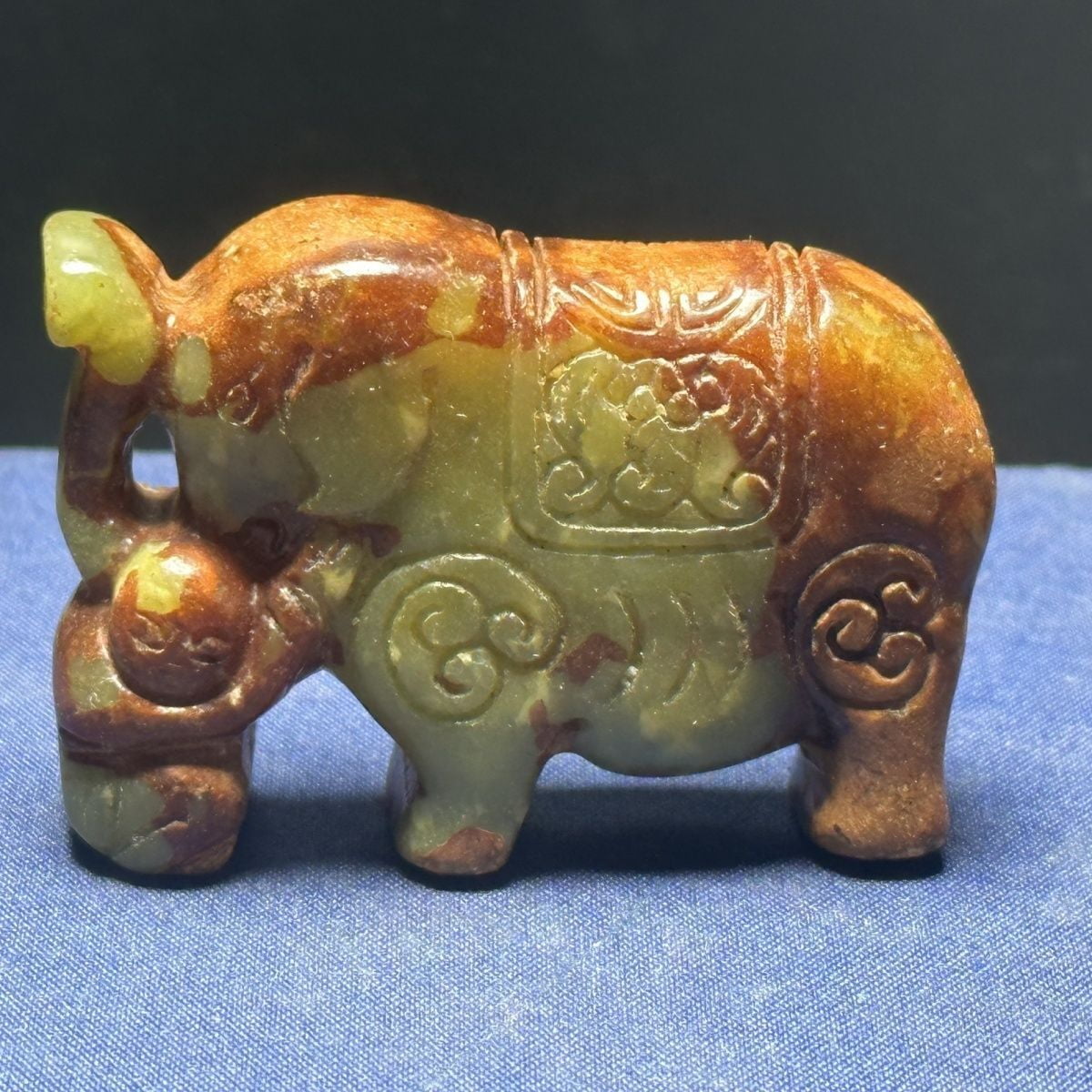 Antique Jade Jade Xiuyu High Ancient Jade Pendant Like A Monkey ...