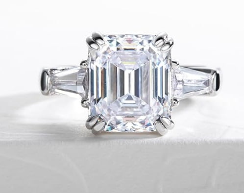 Antique Look Beautiful Emerald Moissanite 3 CT Diamond Proposal Ring ...