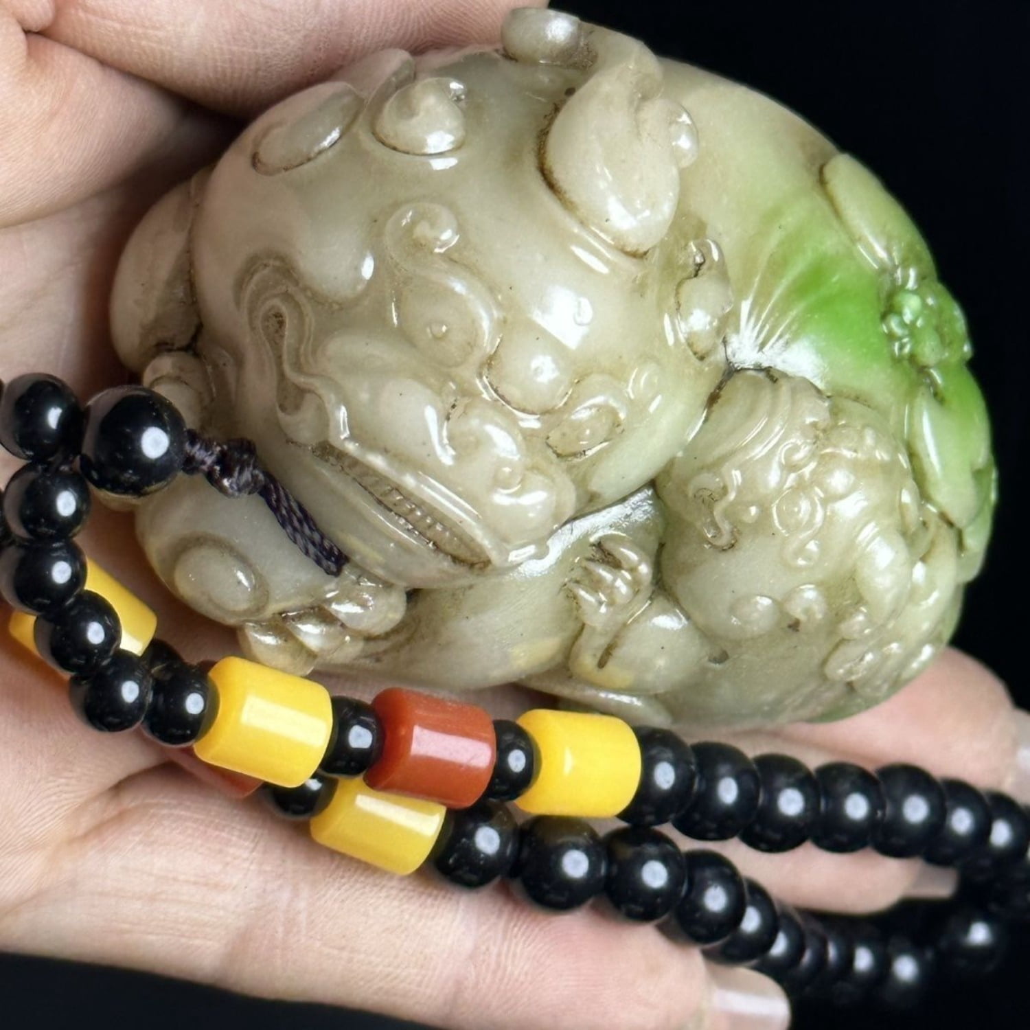 Antique play jade collection antique Shoushan stone old carving ...