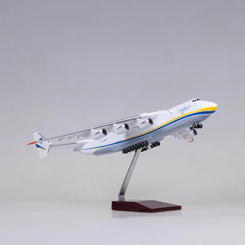 Antonov AN225 Mriya 225 Transporter Resin Model Aircraft 1:200 Home ...