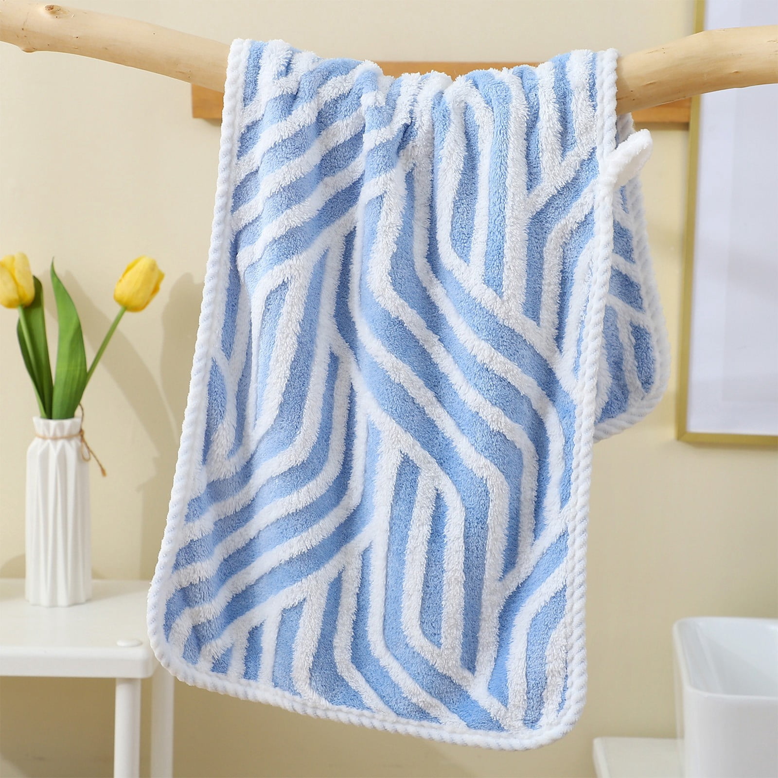 Antqov Bath Towel, 14x30" Light Weight Polyester Bathroom Towel Quickly ...