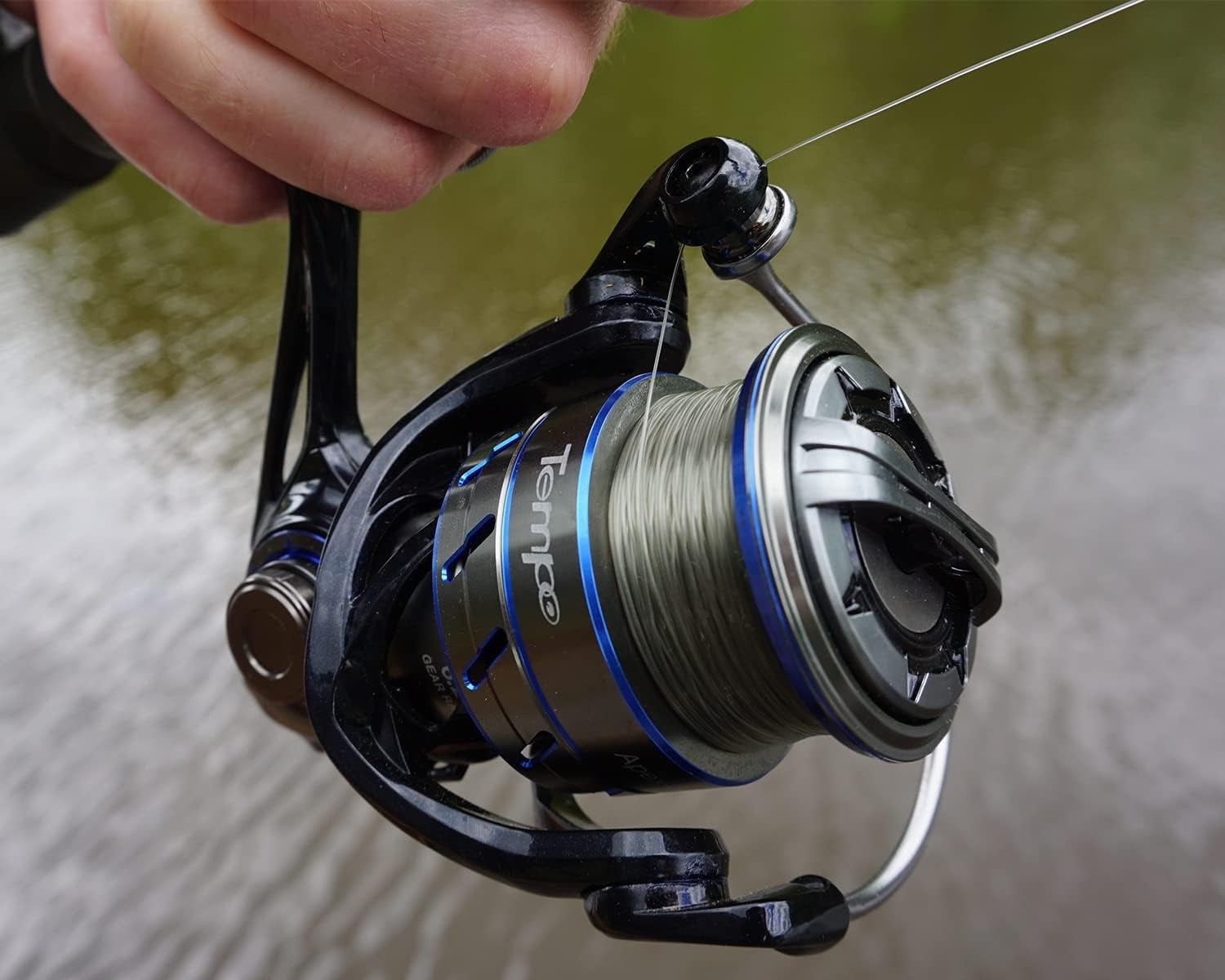 Apex Spinning Reel - Ultralight Magnesium Body Fishing Reels Spinning ...