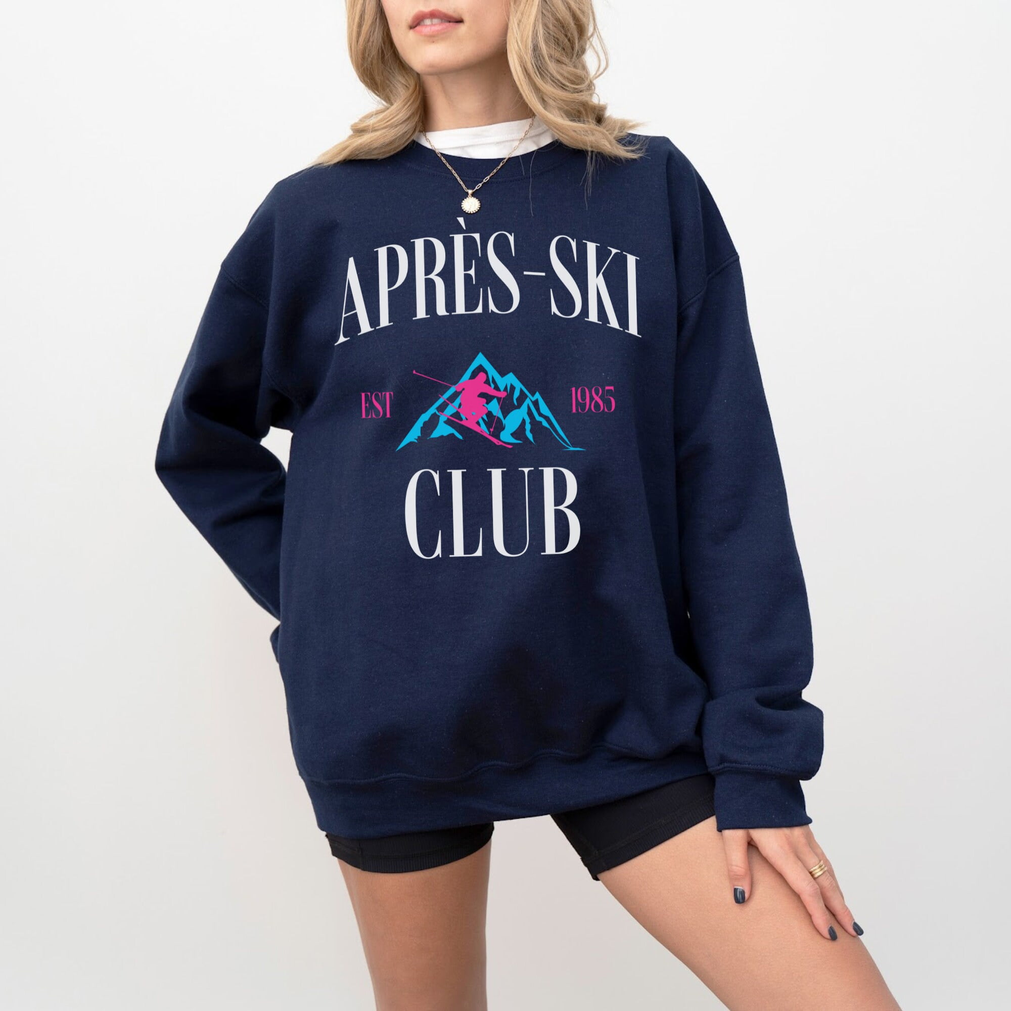 Après Ski Club Crewneck T-Shirt 80s, 90s, Style Pullover Bachelorette ...