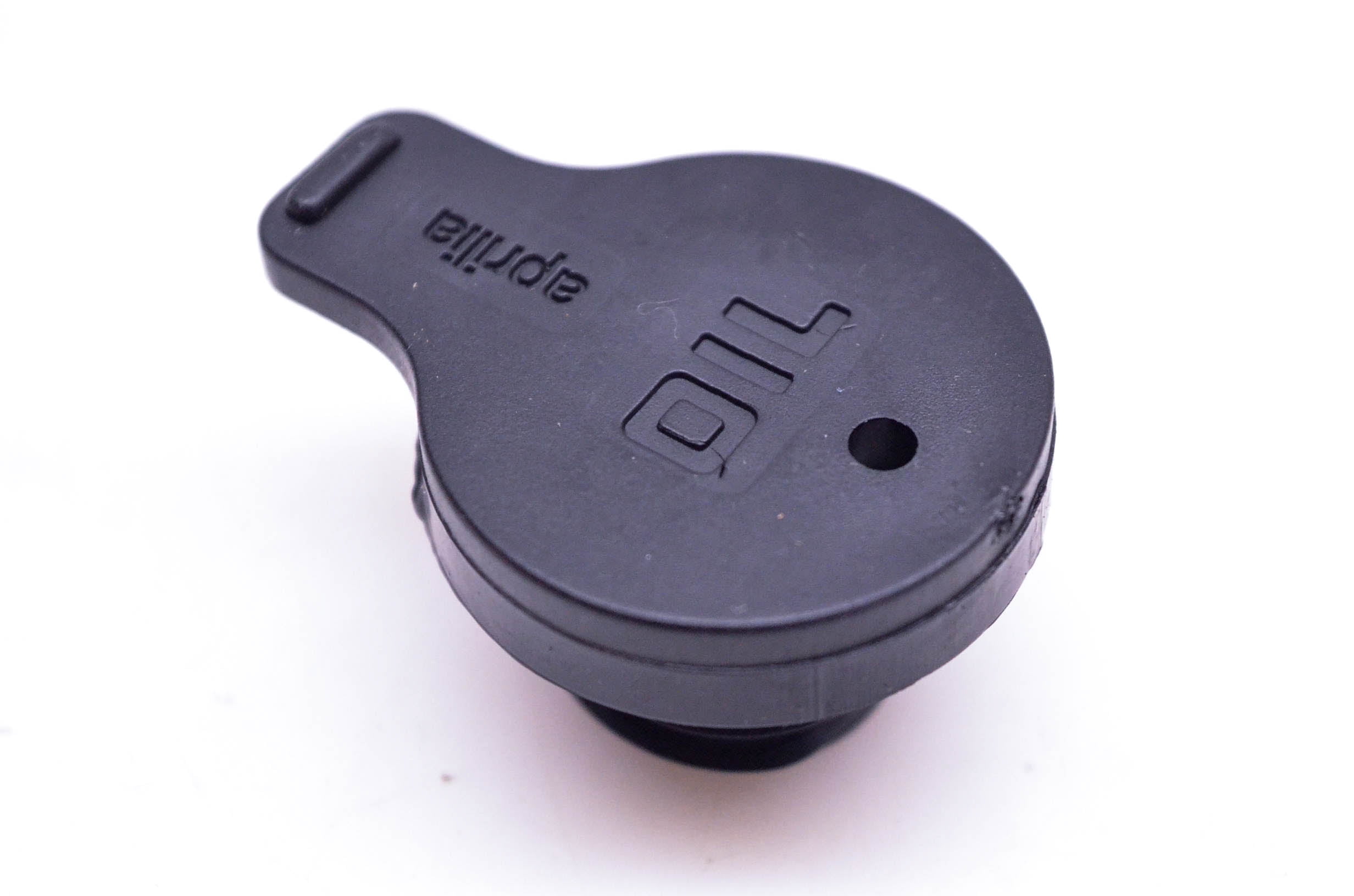 Aprilia 8220421 Oil Filler Cap NOS - Walmart.com