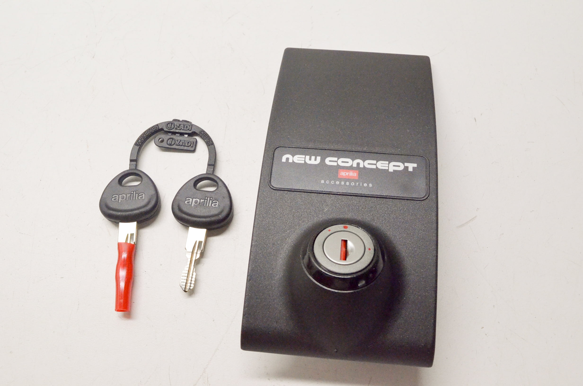 Aprilia AP8104197 Top Case Key Replacement Kit NOS - Walmart.com