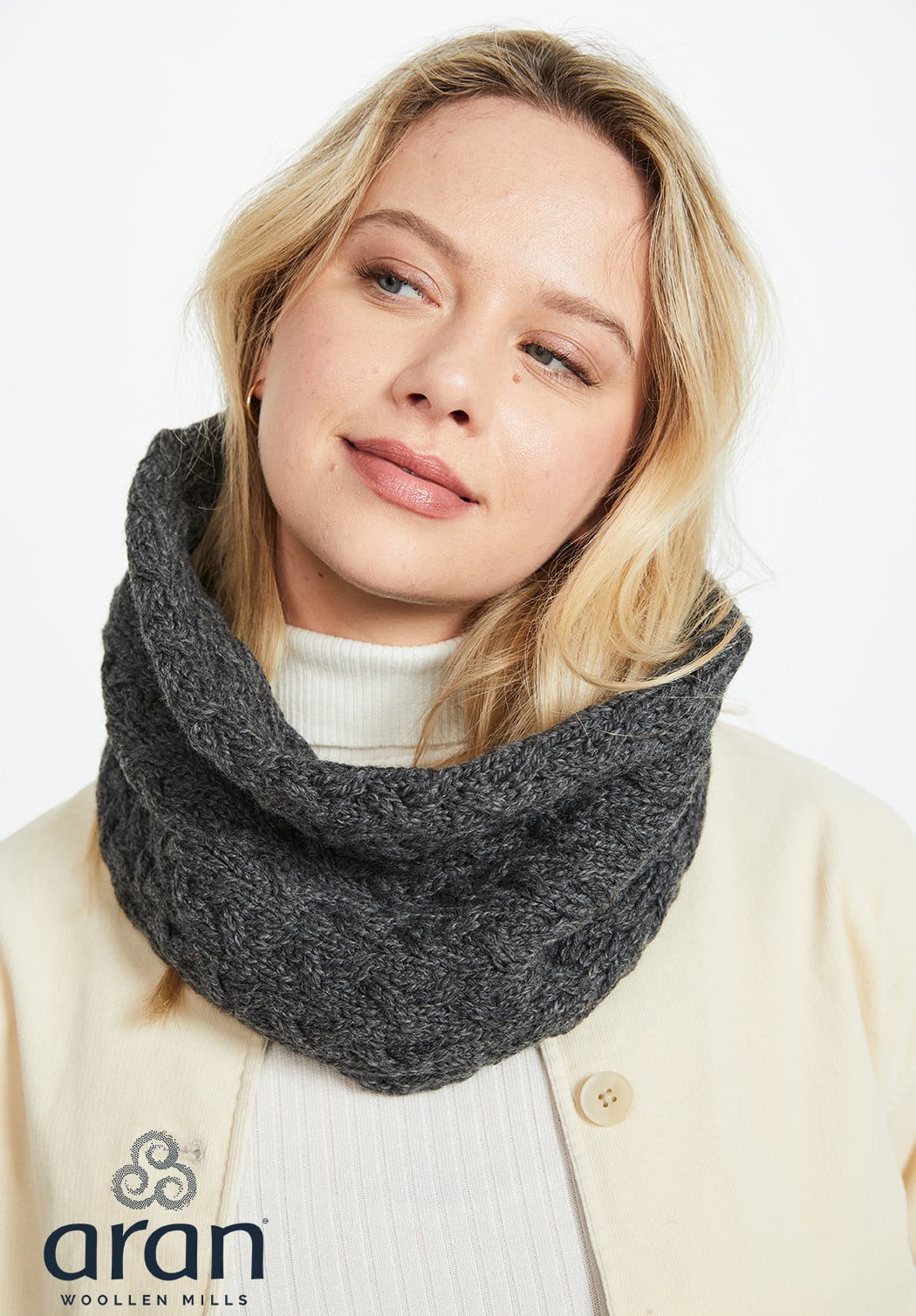 Aran Woollen Mills 100% Merino Wool Women's Irish Snood Infinity Cable ...