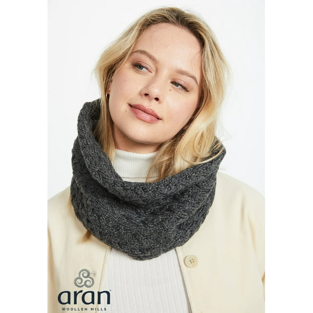 Aran Woollen Mills 100% Merino Wool Women's Irish Snood Infinity Cable ...