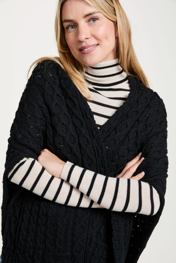 Aran Woollen Mills Women's Wool Wrap with Pockets, Black, One Size ...