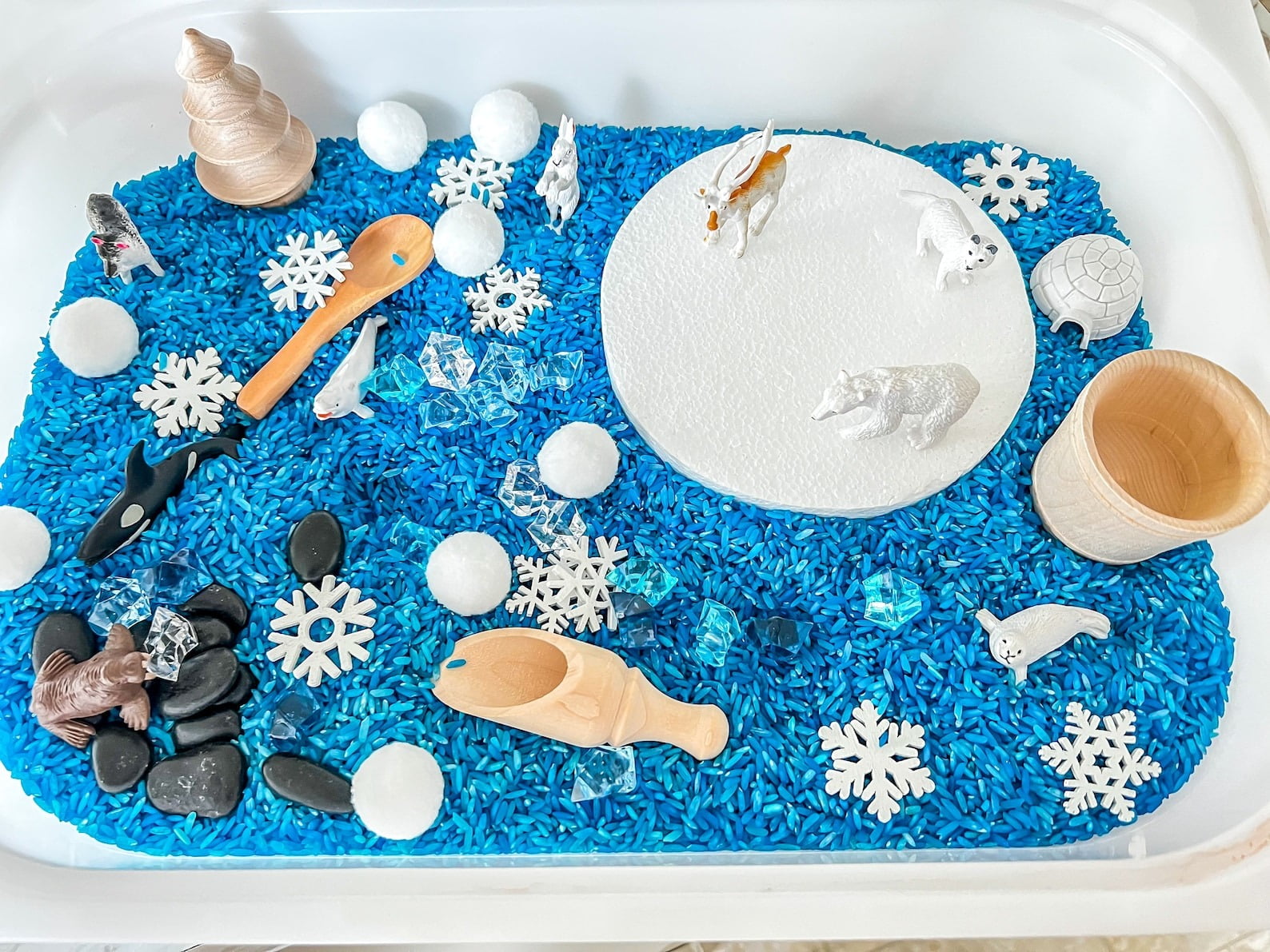 Arctic Animals Sensory Bin - Walmart.com