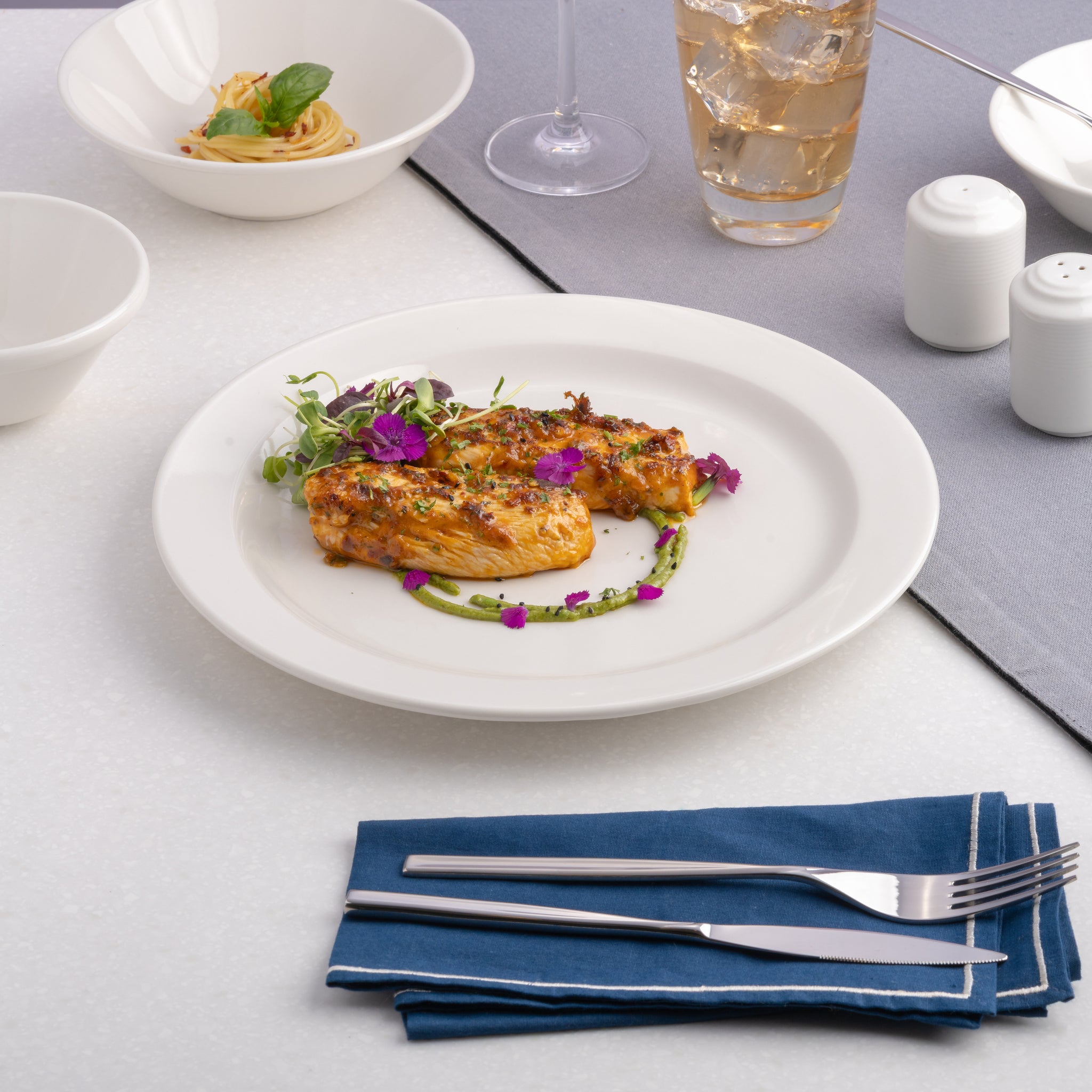 Ariane Prime 9 4/9" Prime-Warm White Porcelain Flat Plate Banquate ...