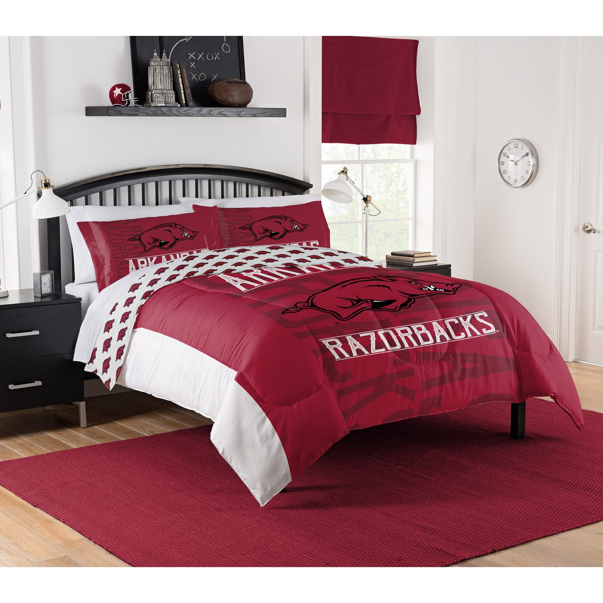 Arkansas Razorbacks The Northwest Company Full/Queen Printed Comforter ...