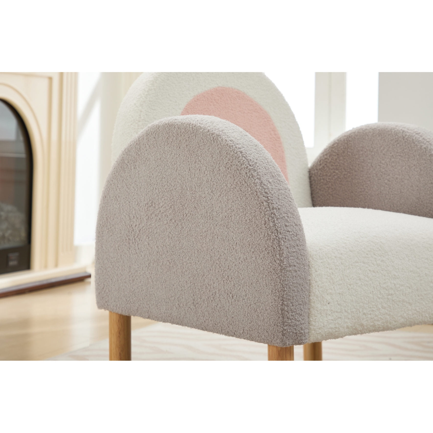 Armchair / Gently Slanted Backrest, Convenient Armrests / Adds Comfort ...