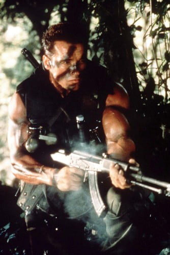 Arnold Schwarzenegger Commando War Paint Machine Gun 24X36 Poster ...
