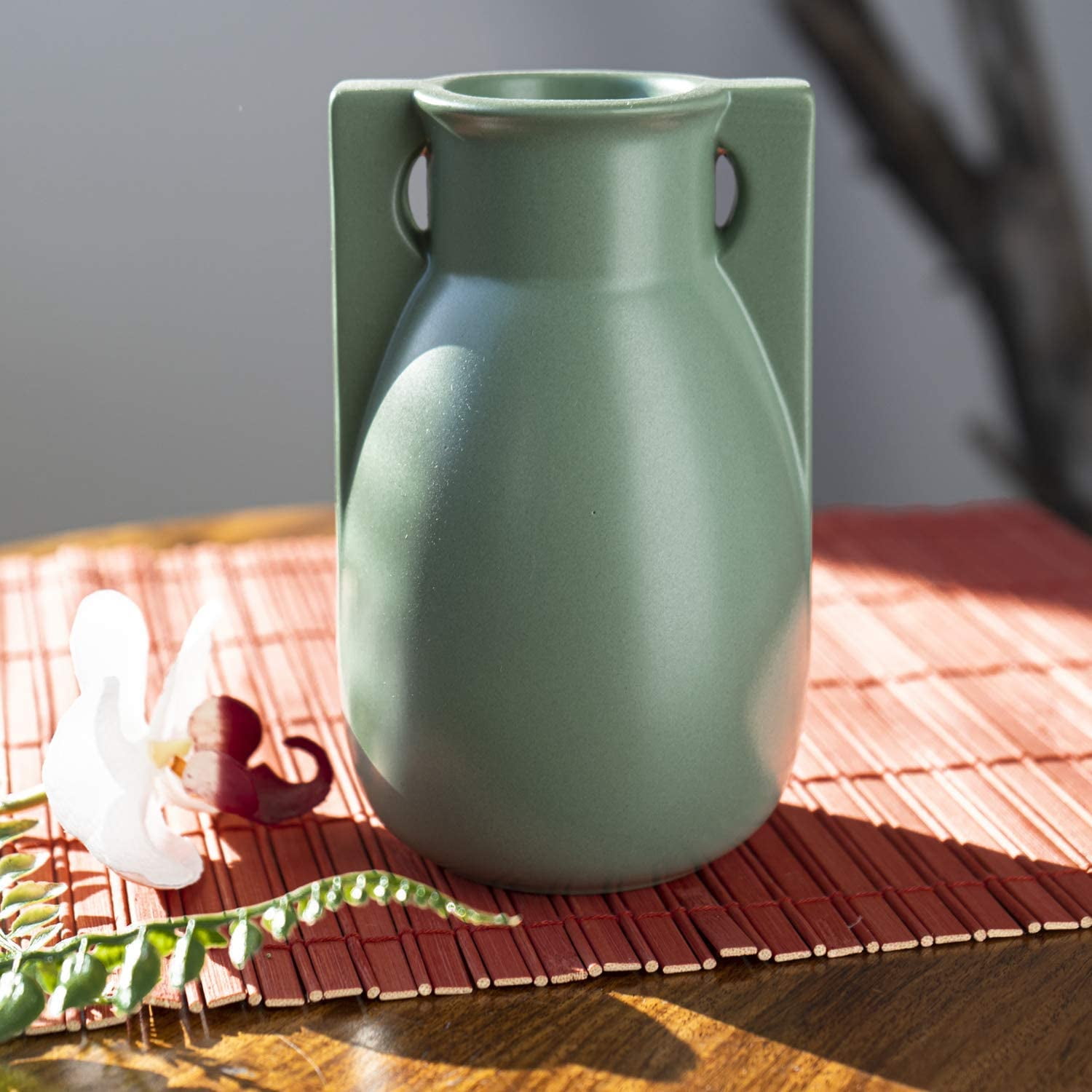 Art Pottery Collection Buttress Vase Smooth Micro-Crystalline Matte ...