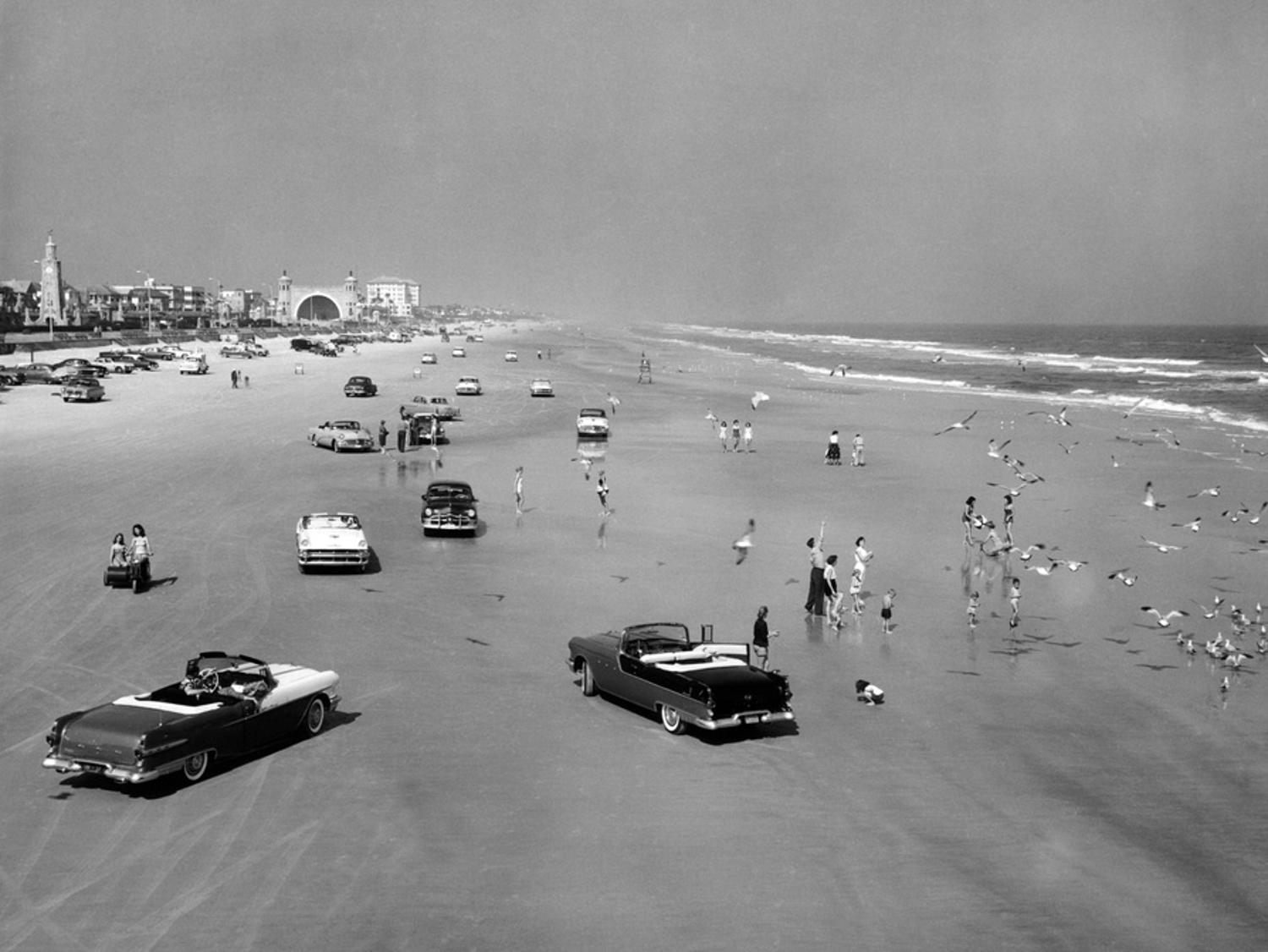 Art.com Daytona Beach Is 23-Mile-Long and 600 Feet Wide Photo, 16" x 12 ...